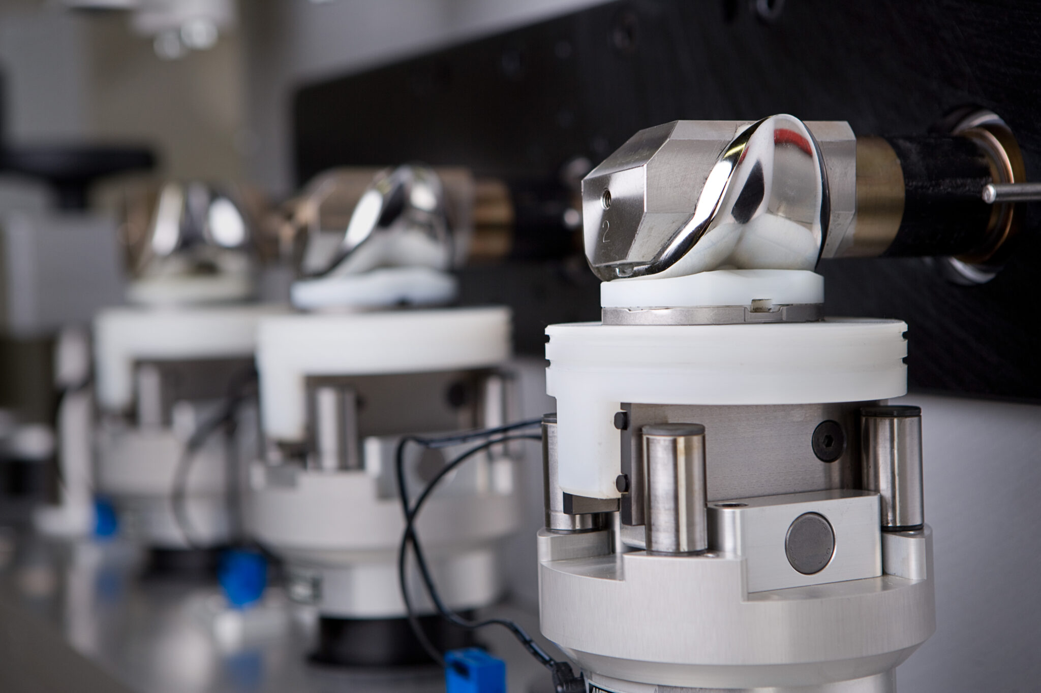 ADL Knee Simulator | Advanced Knee Implant Wear Testing